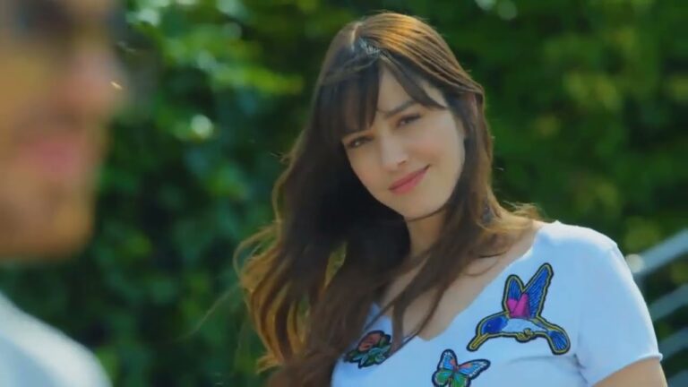 Nazli y Ferit: Su historia en español